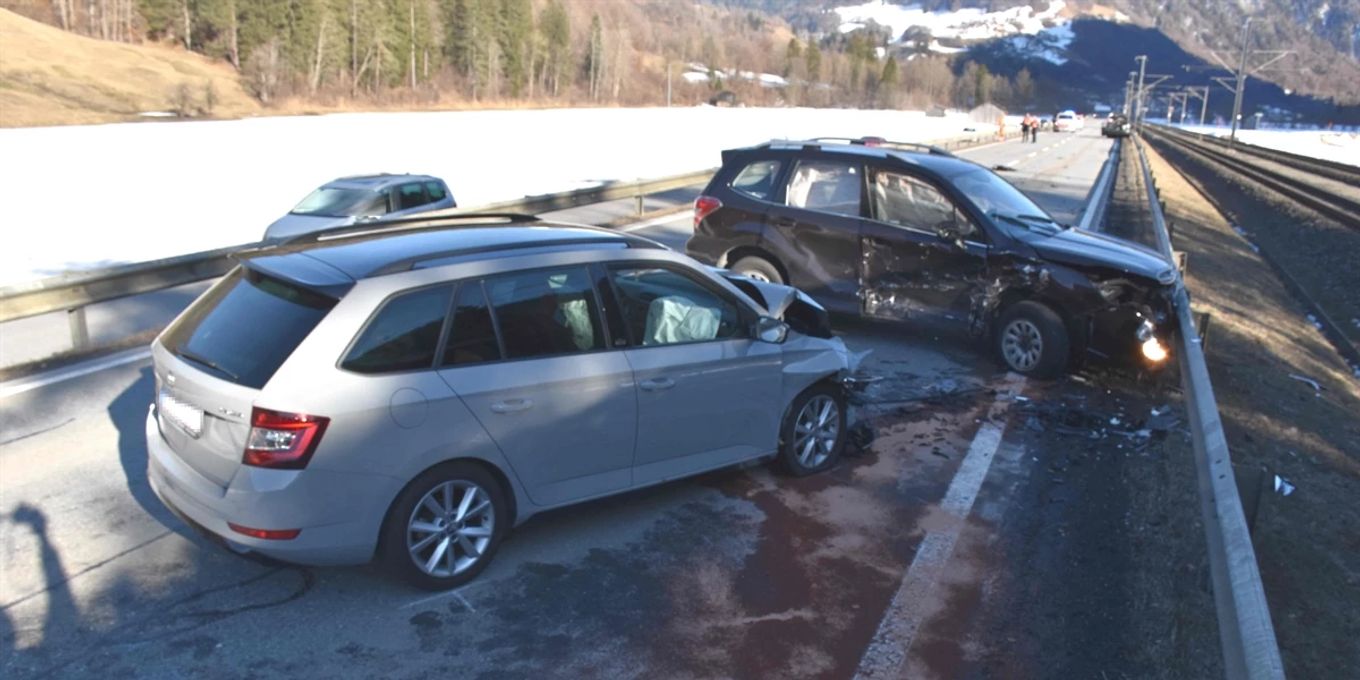 Schiers GR: Vier Verletzte bei Verkehrsunfall auf der A28 | Nau.ch