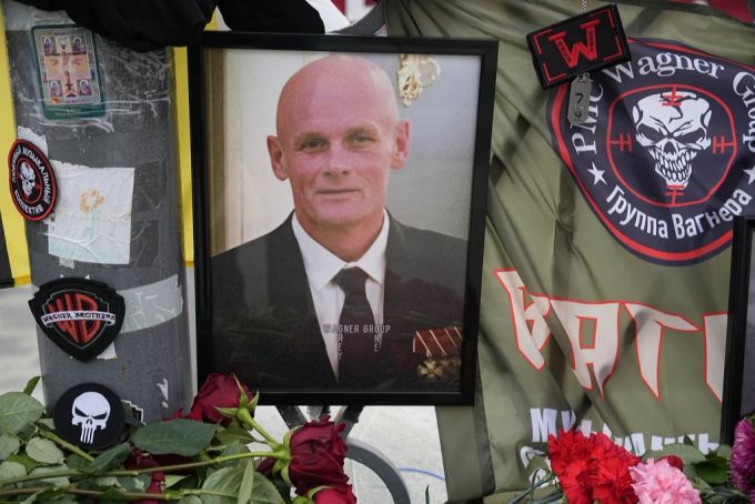 Wagner-Kommandeur Utkin nahe Moskau beerdigt | Nau.ch