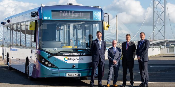 Selbstfahrender Bus mit Passagieren in Schottland im Regelbetrieb | Nau.ch