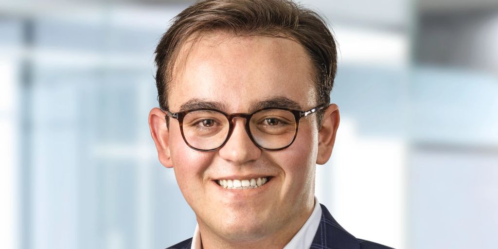 Andreas Schmid (JFS) über die OECD-Mindeststeuer