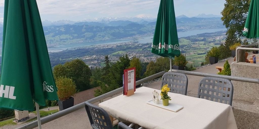 Essen mit Aussicht in der Region Hinwil – hier müssen Sie hin