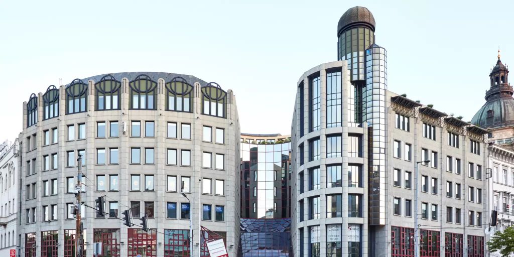 Die Immofinanz erhält zwei Kaufangebote