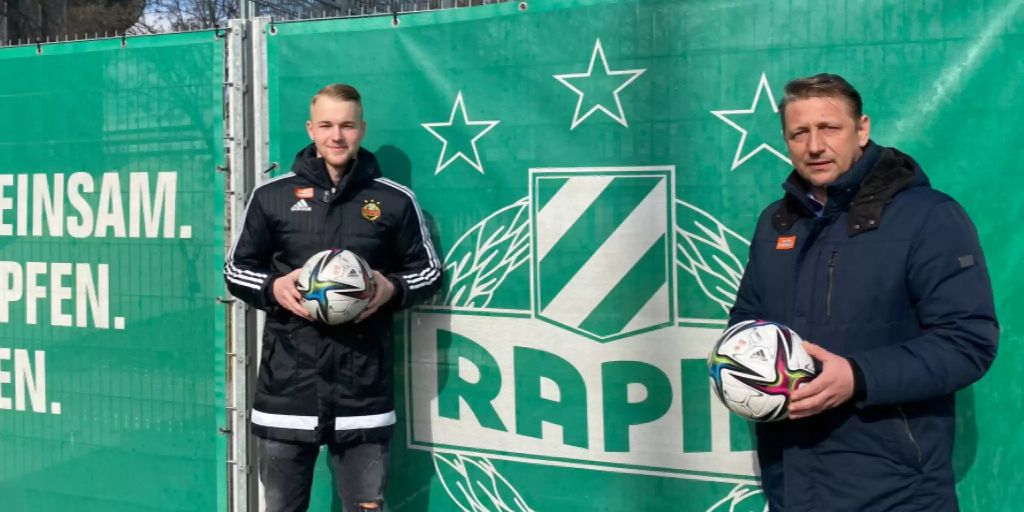 SK Rapid Wien verlängert Vertrag mit Oliver Strunz