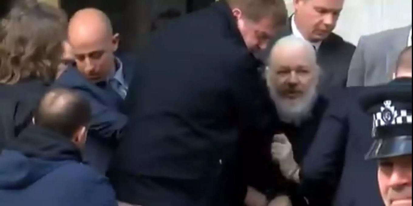 Julian Assange von Wikileaks in London verhaftet | Nau.ch