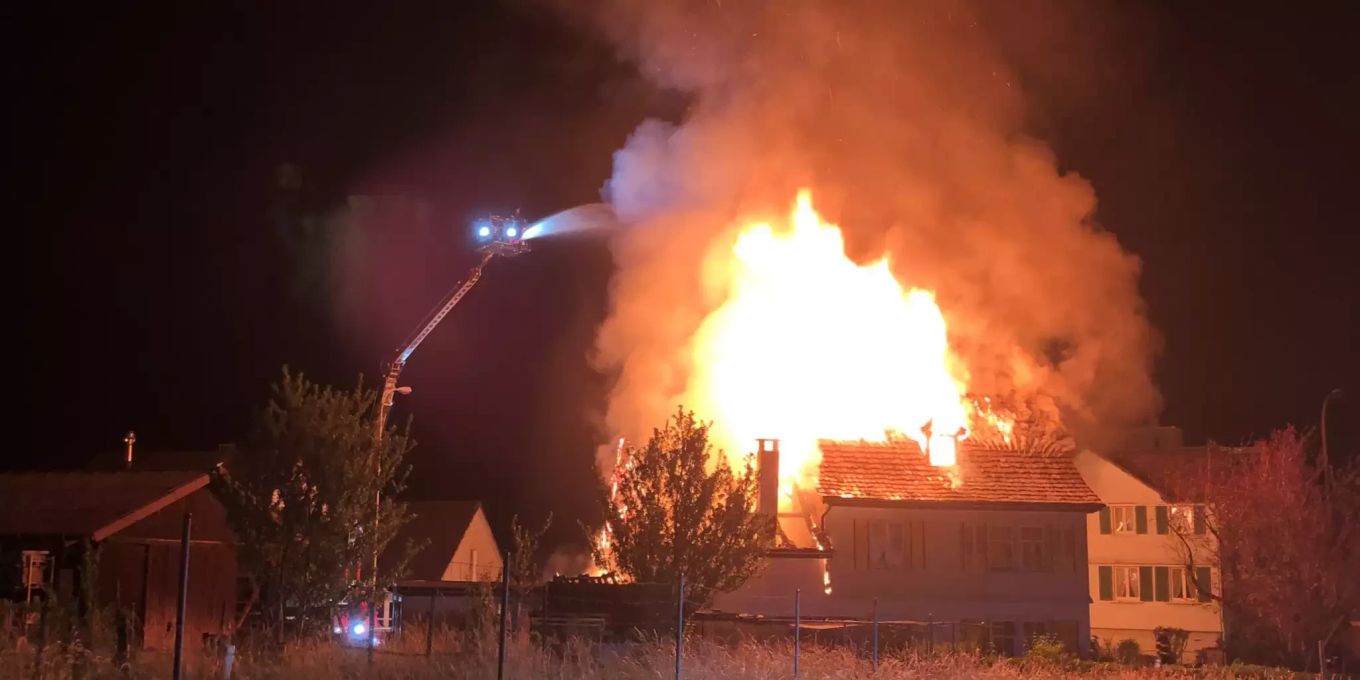 Tägerwilen TG: Vollbrand von Einfamilienhaus | Nau.ch