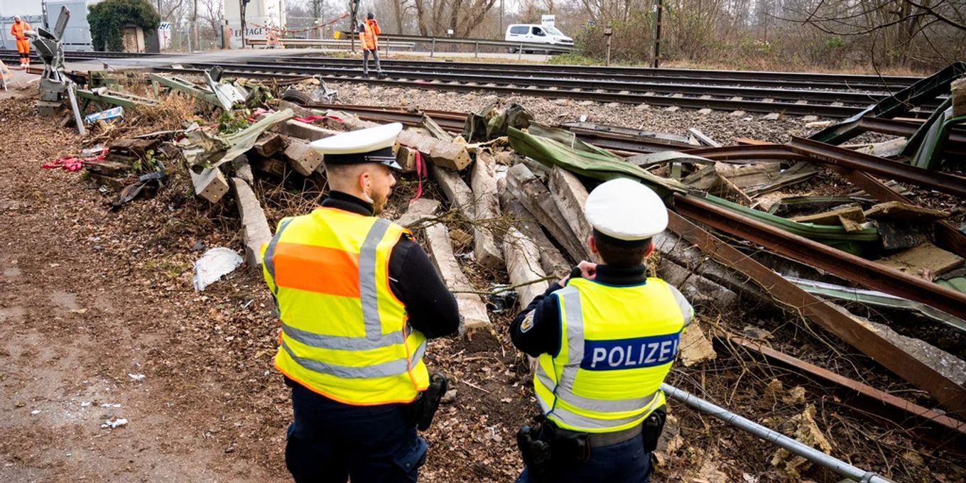 ICE-Sattelzug-Unfall in Hamburg: Lkw-Fahrer vor Haftrichter | Nau.ch