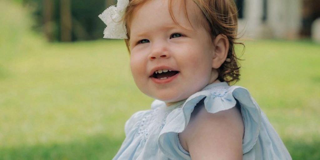 Prinz Harry und Meghan zeigen Geburtstagsfoto von Tochter Lilibet