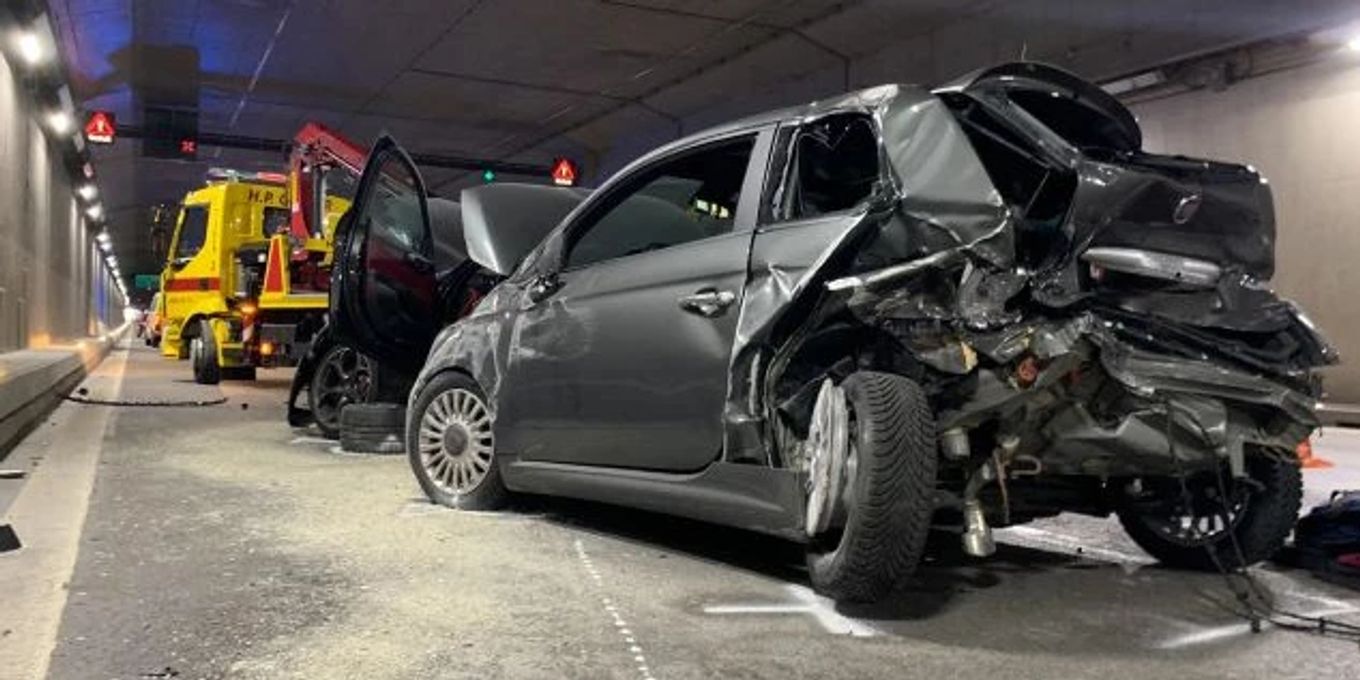 Schwarzwald-Tunnel in Basel: Schwerer Unfall fordert drei Verletzte ...