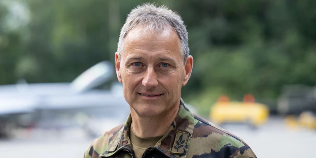 Luftwaffe nimmt zweite umgebaute Radarstation in Betrieb