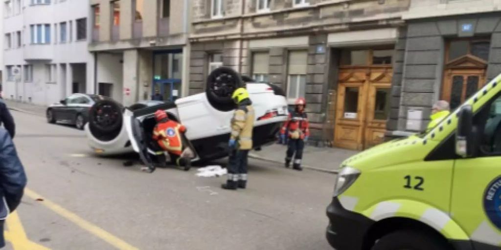 39-Jähriger baut in Basel Selbstunfall und erhält Fahrverbot