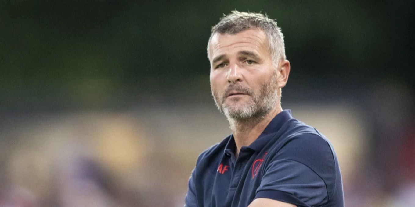 FC Basel: Trainer Alex Frei schaut in die Schränke seiner Spieler | Nau.ch