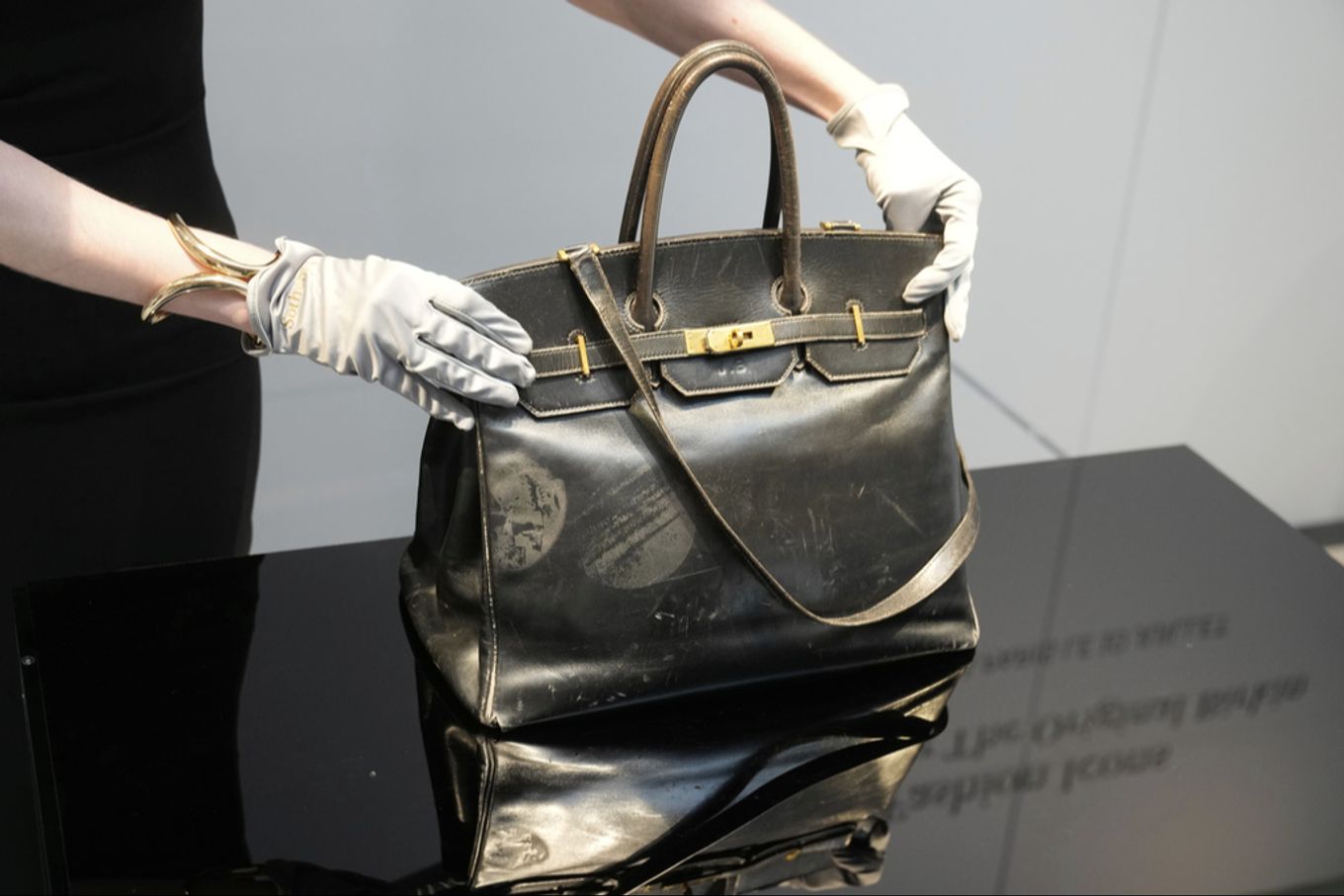 Erste Birkin Bag: Rekordpreis von 8,6 Millionen Euro kassiert | Nau.ch