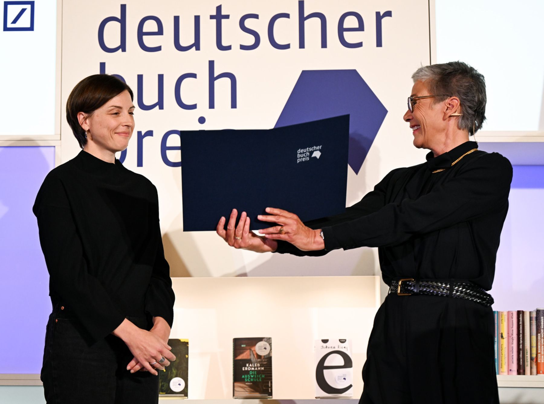 Dorothee Elmiger gewinnt Deutschen Buchpreis 2025 | Nau.ch