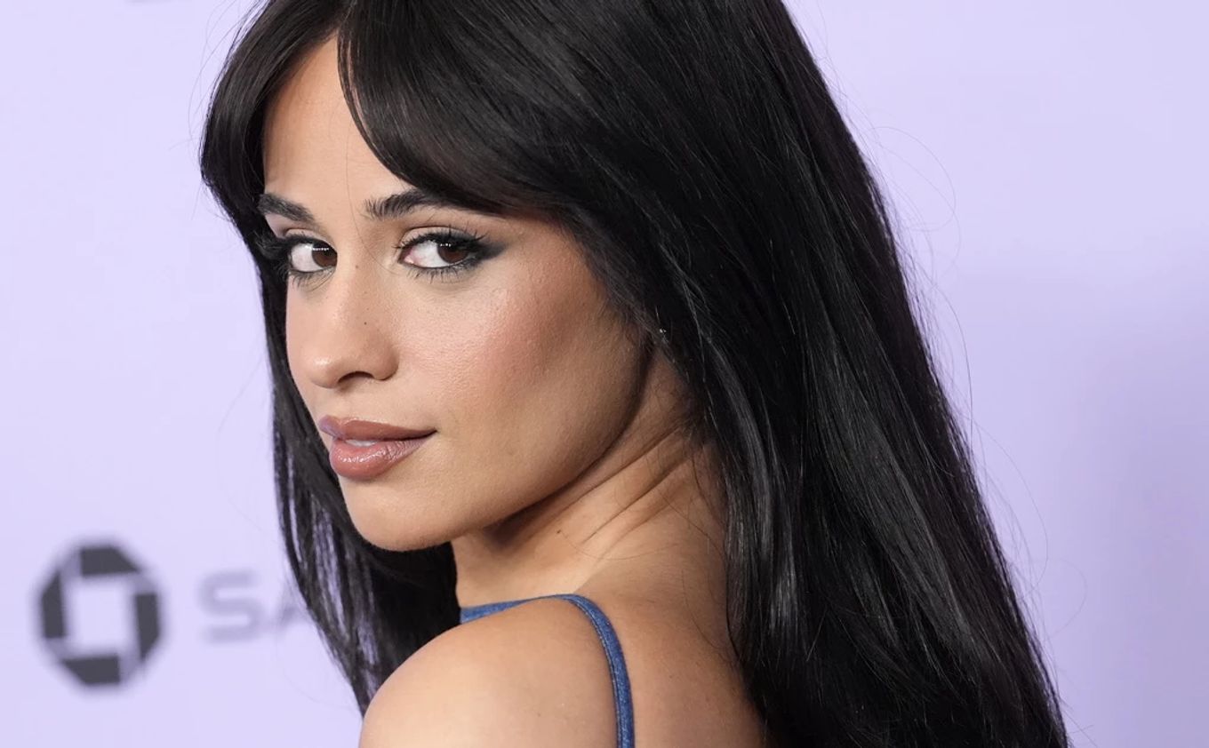 Camila Cabello singt vor fast leerer Halle – das steckt dahinter | Nau.ch