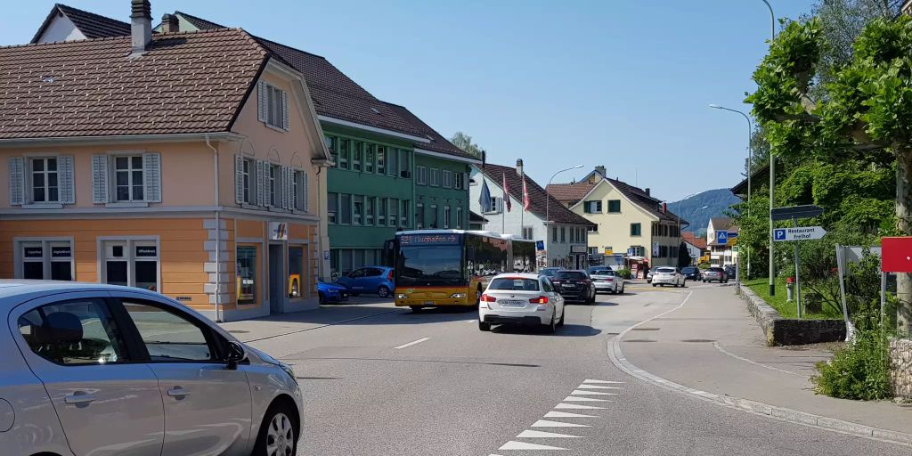 Embrach feierte die Einweihung der umgebauten Dorfstrasse 7