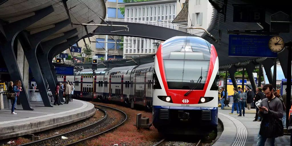 Die trinationale S-Bahn in Basel nimmt Fahrt auf