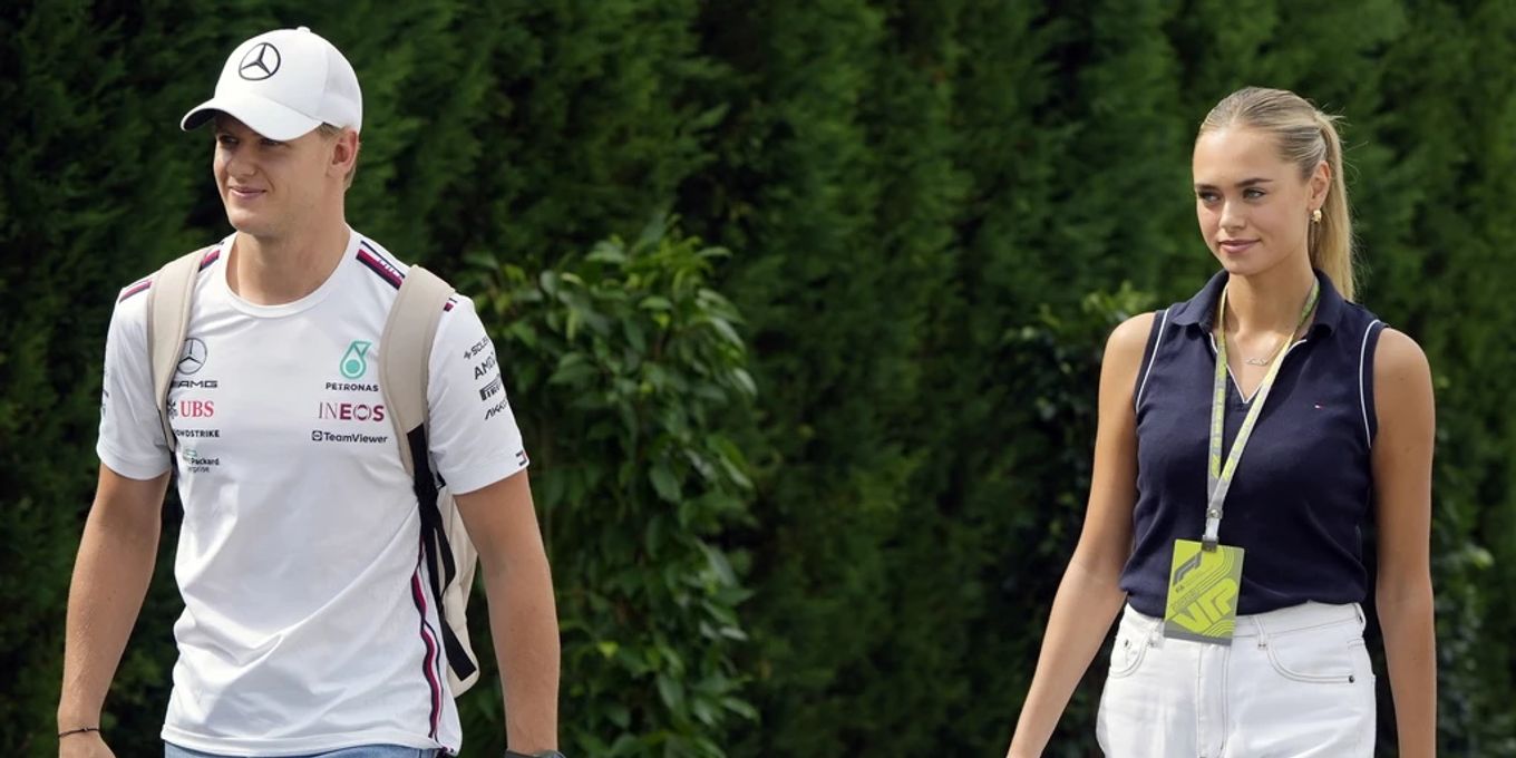 Mick Schumacher zeigt Fotos mit Freundin Laila | Nau.ch