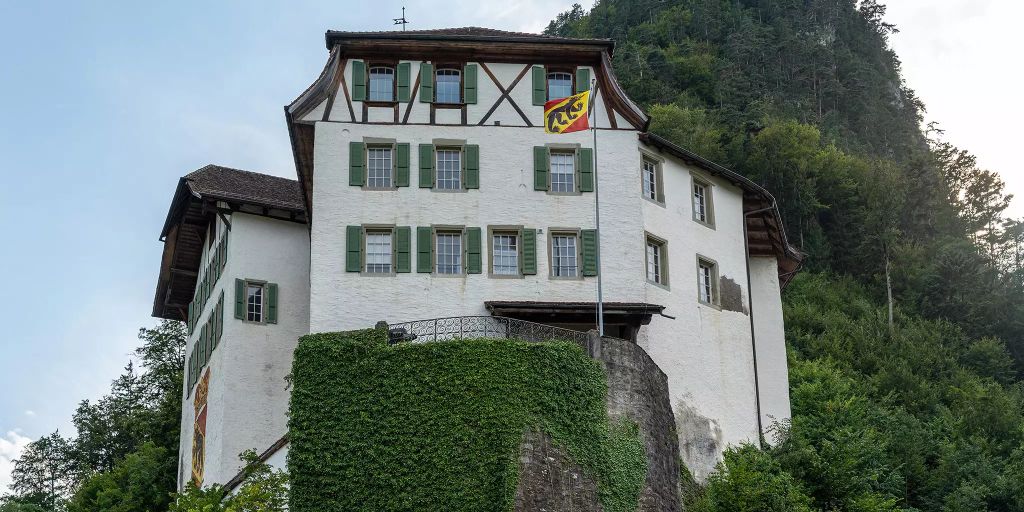 Aus Schlossblick Wimmis wird Kollektivunterkunft