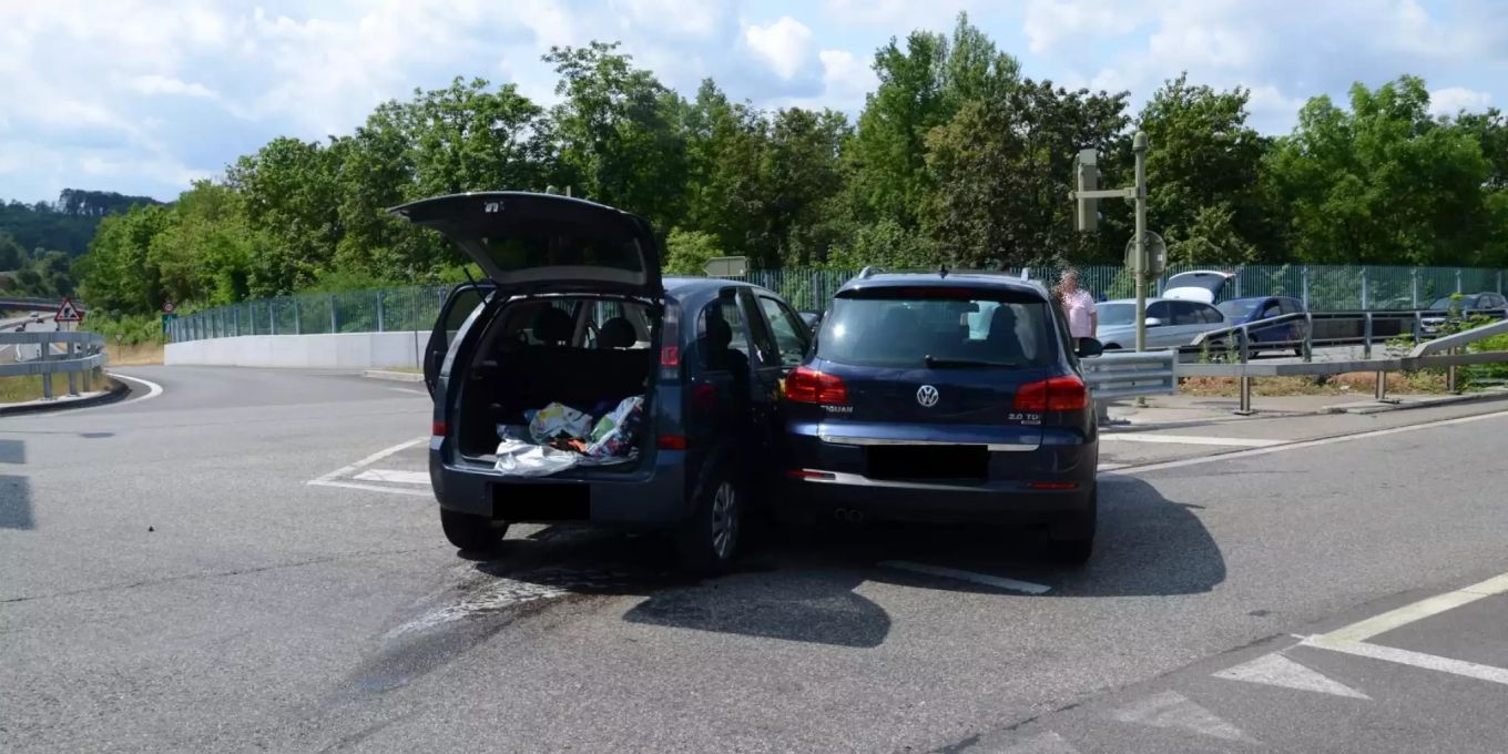 Drei Verletzte bei Kollision in Muttenz BL | Nau.ch