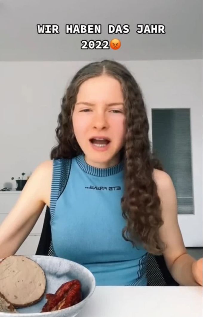 Influencer locken Teenager mit Geld-Prahlerei auf Sexseite | Nau.ch