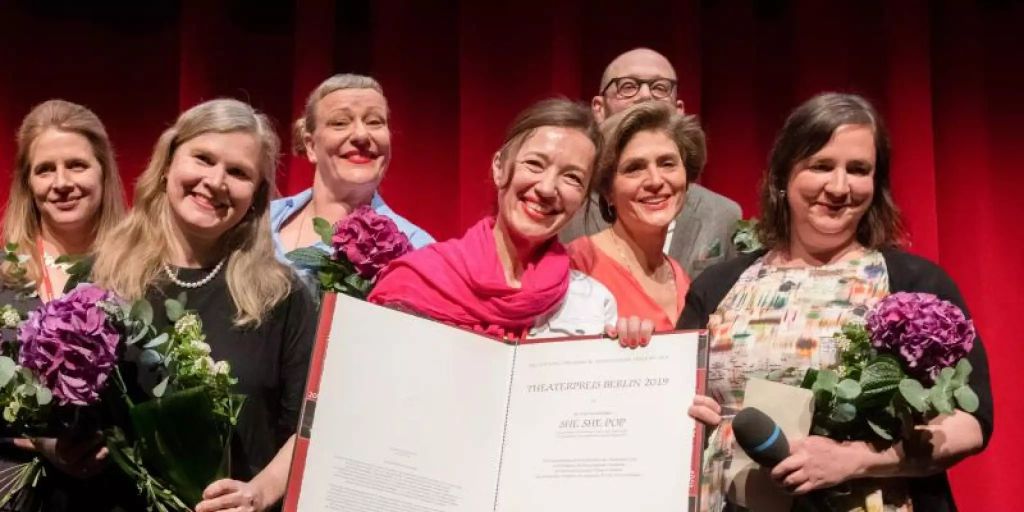 Theatertreffen - Kollektiv She She Pop ausgezeichnet
