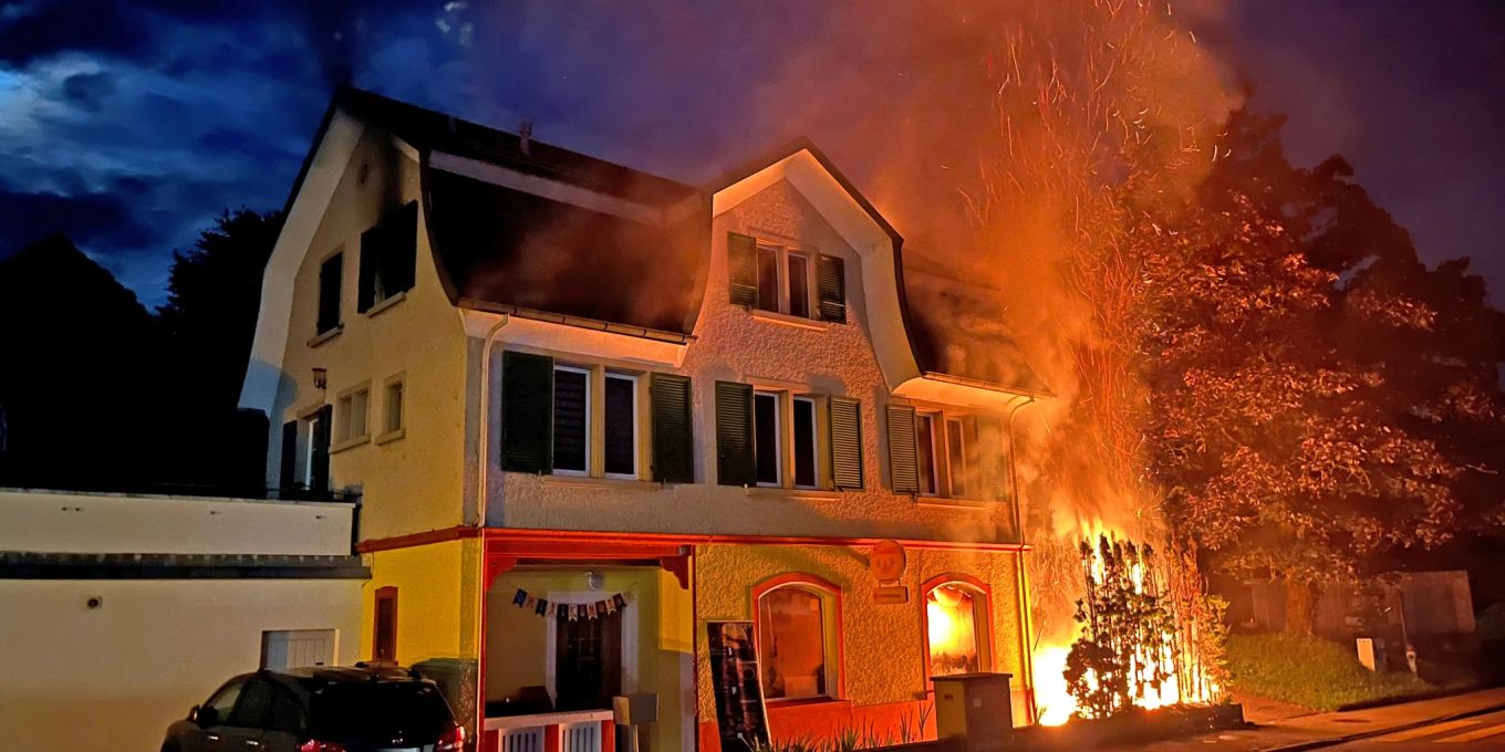 Islikon TG: Brand einer Wohn- und Gewerbeliegenschaft | Nau.ch