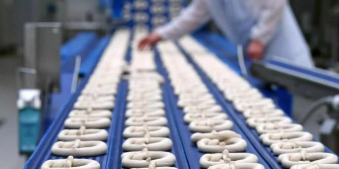 Verkaufsschlager Brezel: Ditsch erweitert Produktion