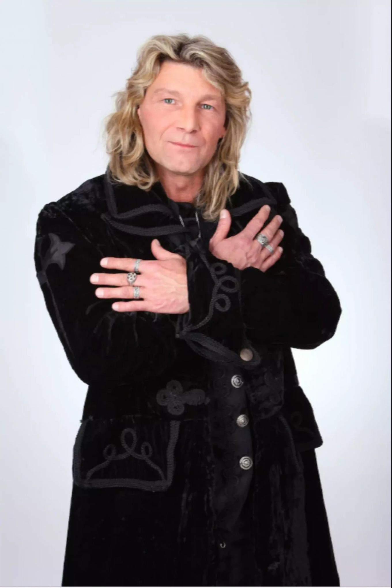 Vincent Raven: So nennt er seinen neuen Hund! | Nau.ch