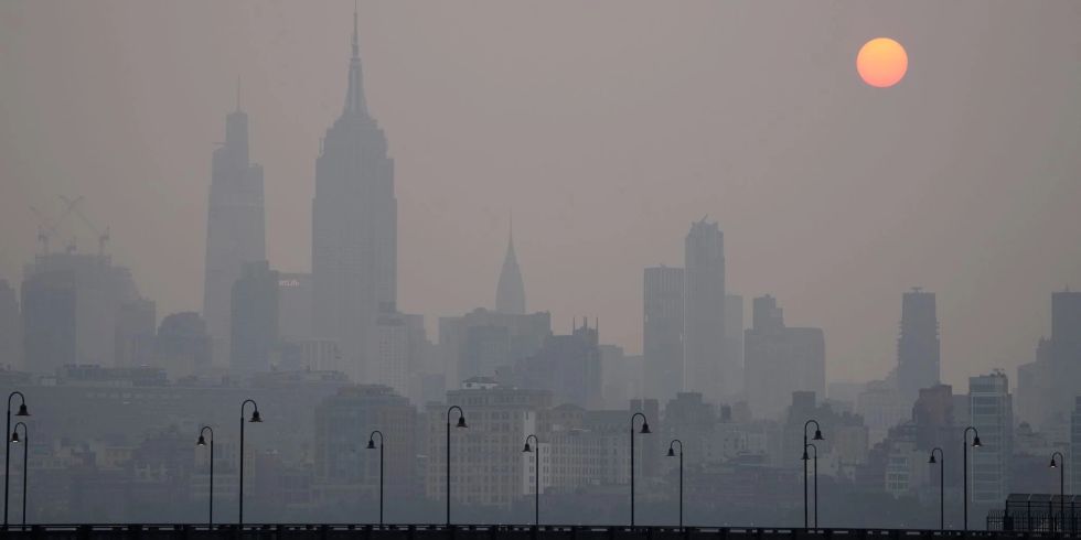 Feinstaubwerte erhöht: Das hat es mit der roten Sonne auf sich | Nau.ch