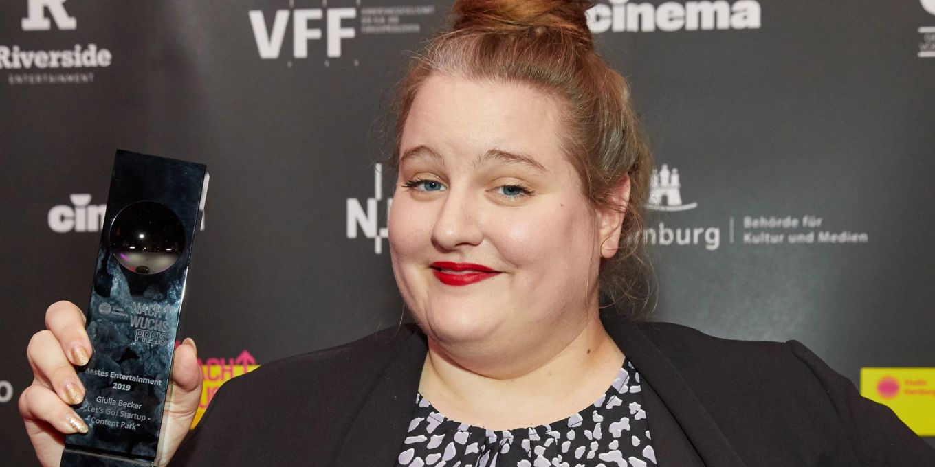 Giulia Becker spürt in neuem Buch Absurdem im Alltag nach | Nau.ch