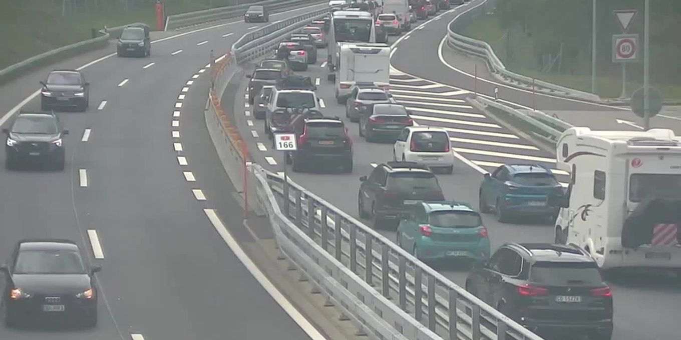 Gotthard-Stau erreicht 15-Kilometer-Marke | Nau.ch