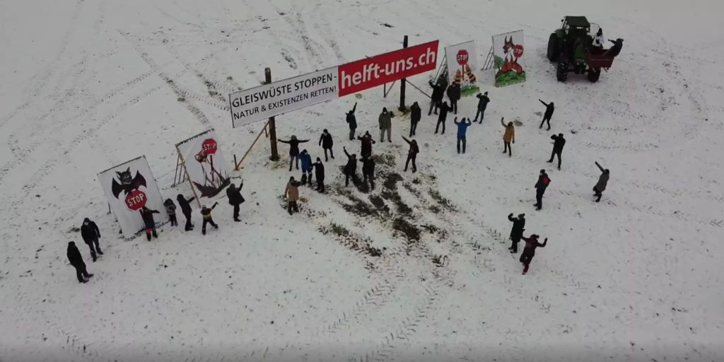 Wegen geplantem Bau der SBB: Bubikon ZH wehrt sich mit Plakataktion