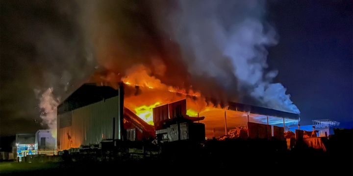 Bubendorf BL: Brand in Entsorgungsfirma – erheblicher Schaden | Nau.ch