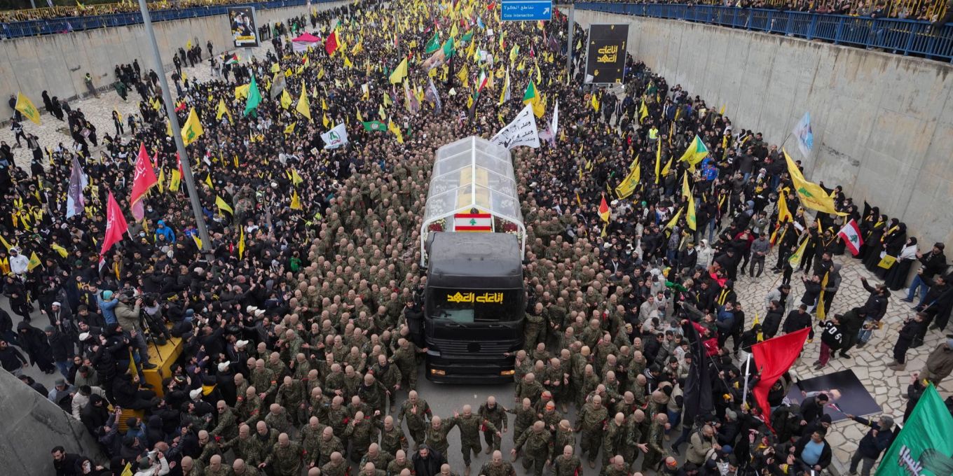 Zehntausende bei Beerdigung von Hisbollah-Chef Nasrallah | Nau.ch