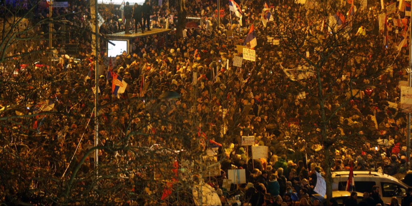 Elf weitere Festnahmen in Serbien nach Einsturz von Bahnhofsvordach ...