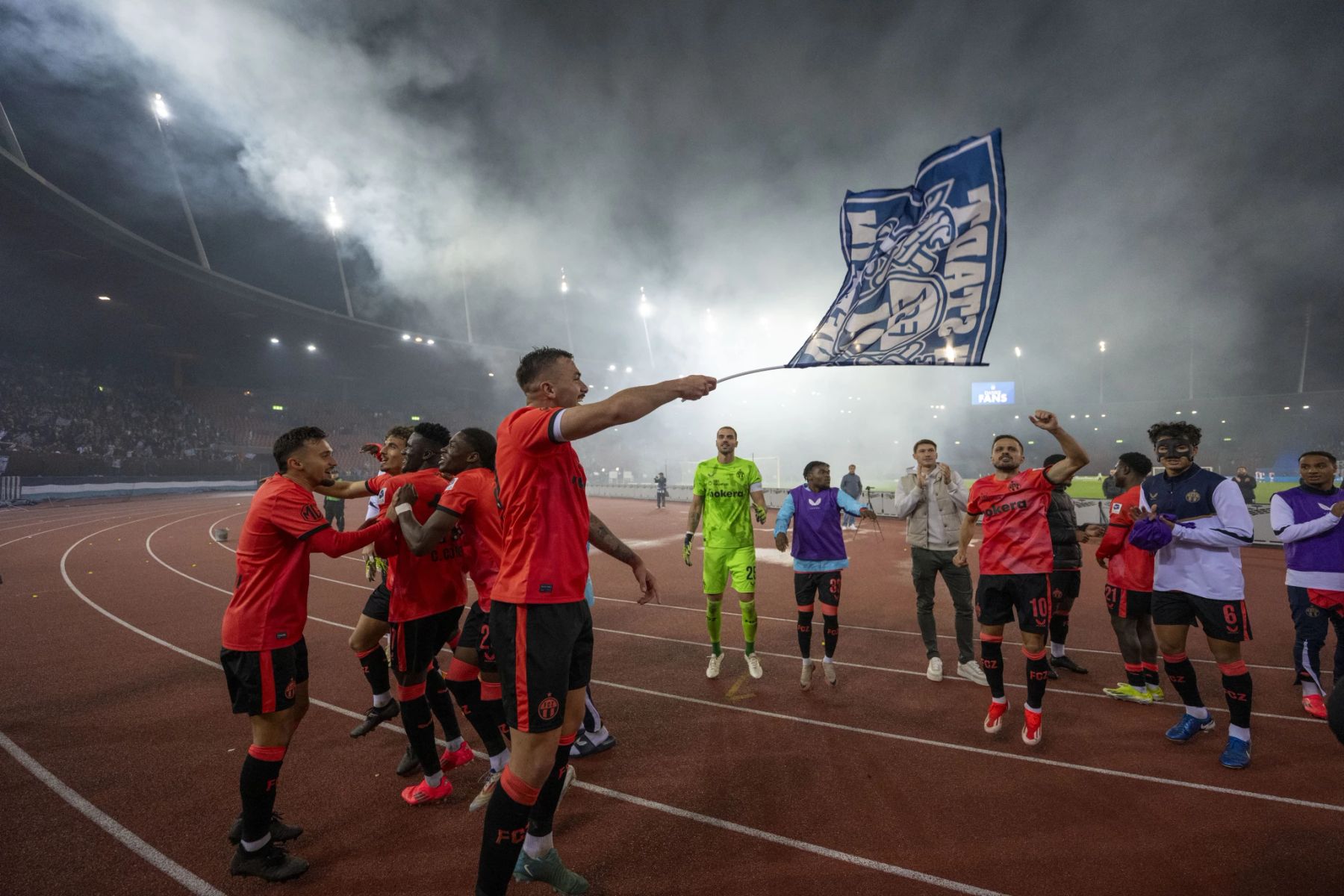 GC: Hier zeigt FCZ-Südkurve wohl geklaute GC-Choreo | Nau.ch