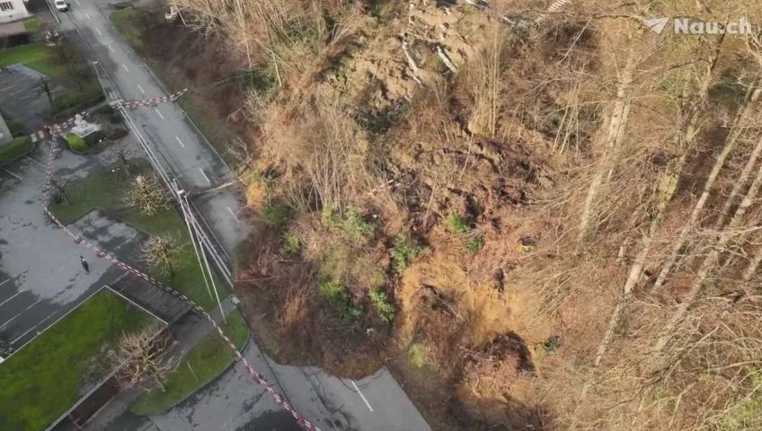 Rothrist AG: Kantonsstrasse wegen Erdrutsch gesperrt