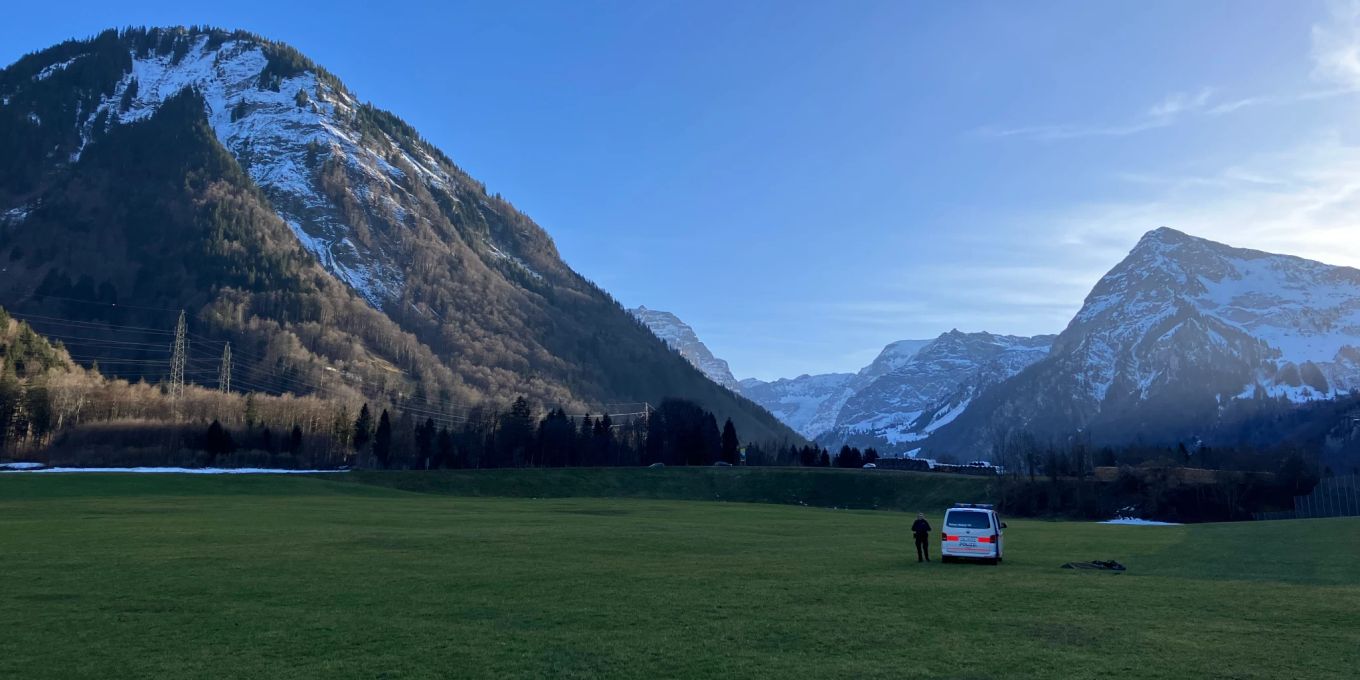 44-Jähriger stirbt in Rüti GL bei Gleitschirmunfall | Nau.ch