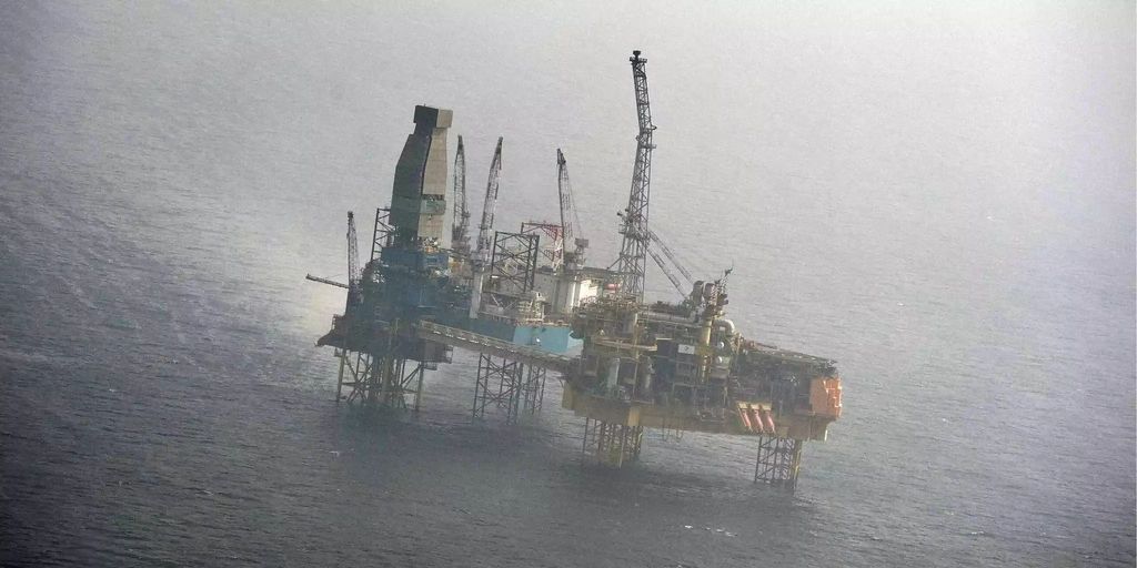 Greenpeace besetzt Bohrplattform in Nordsee