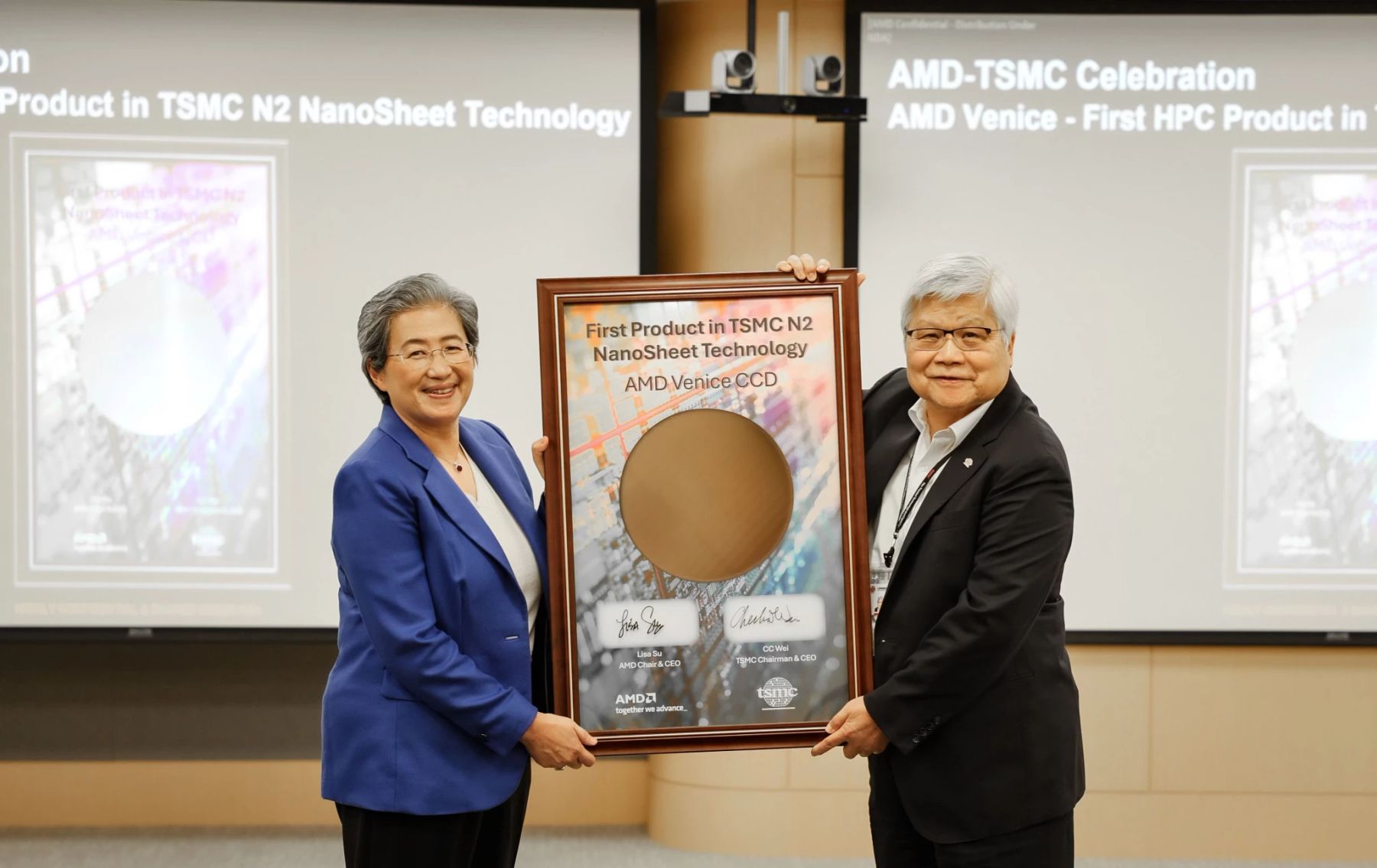 AMD zeigt ersten Wafer mit 2-Nanometer-Chips von TSMC | Nau.ch