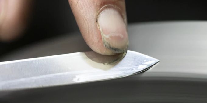 Jugendliche verletzt Mitschülerin mit Messer schwer