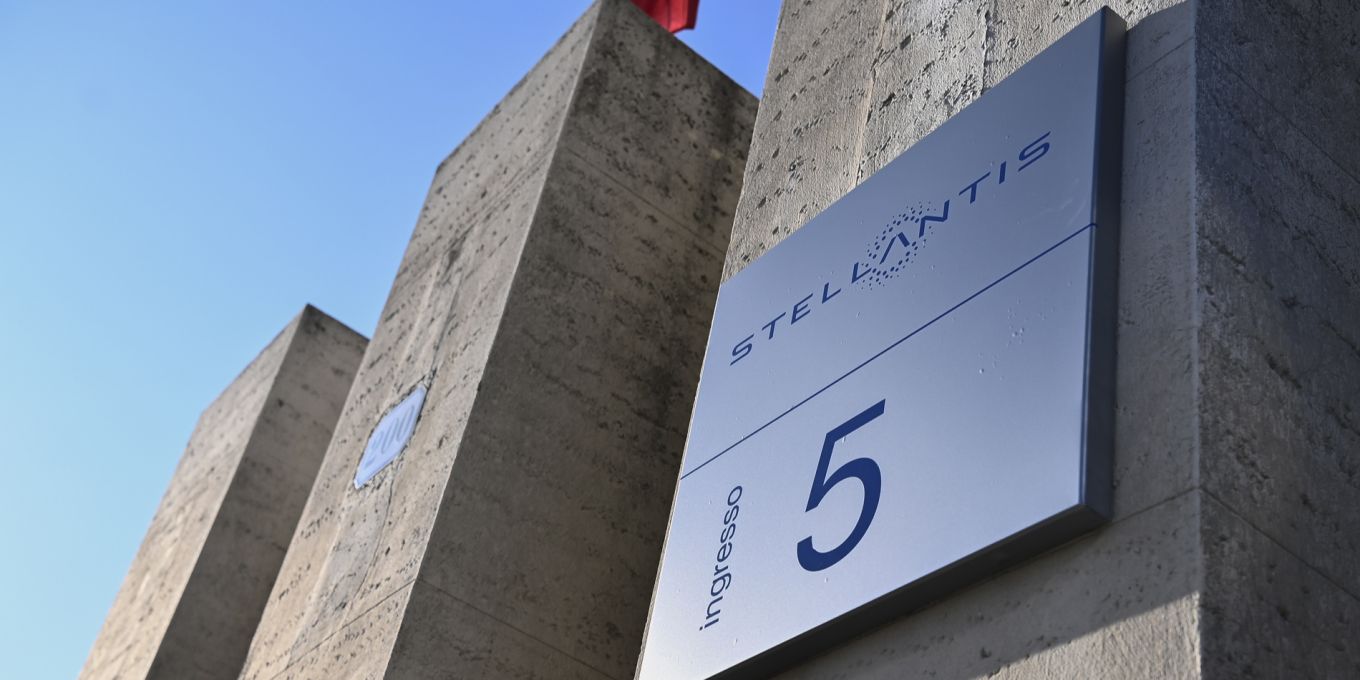 Stellantis rutscht nach US‑E‑Auto‑Kehrtwende tief in rote Zahlen | Nau.ch