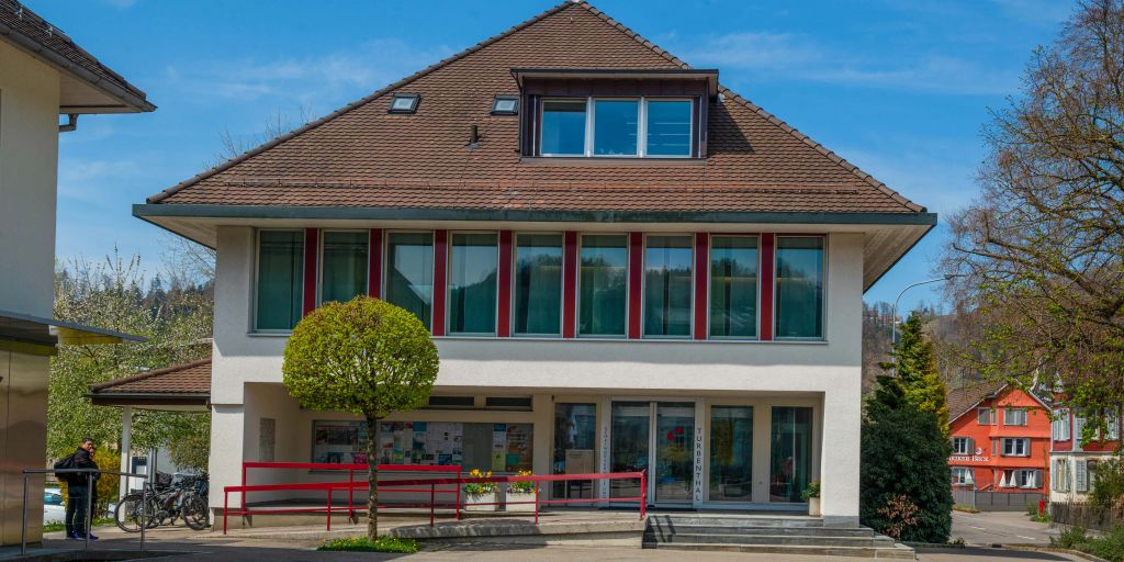 Neues Buch zur Ortsgeschichte zum Jubiläum von Turbenthal