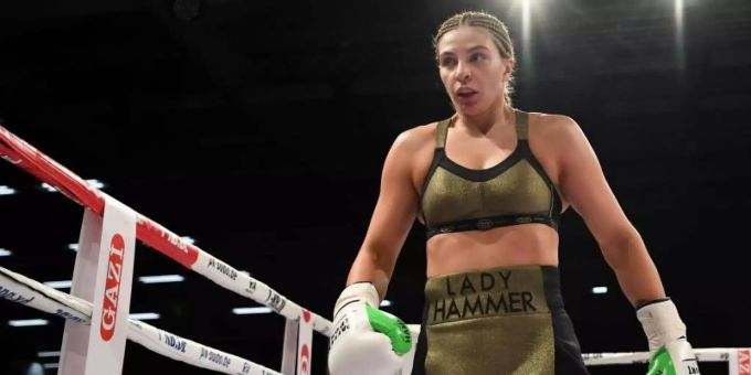 Christina Hammer zurück bei den Box-Profis | Nau.ch