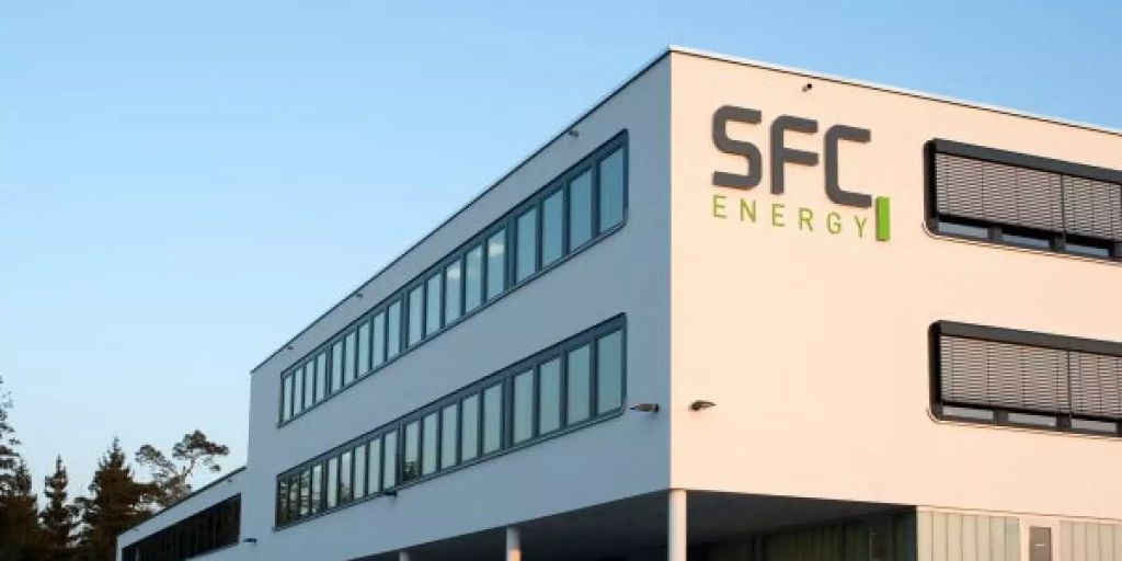 SFC Energy präsentiert Halbjahreszahlen