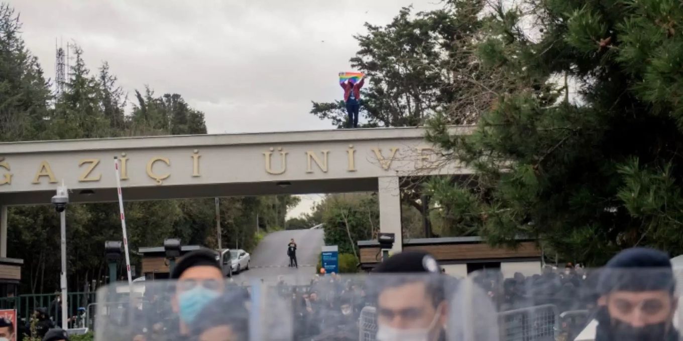 Türkische Behörden verschärfen Vorgehen gegen protestierende Studenten ...