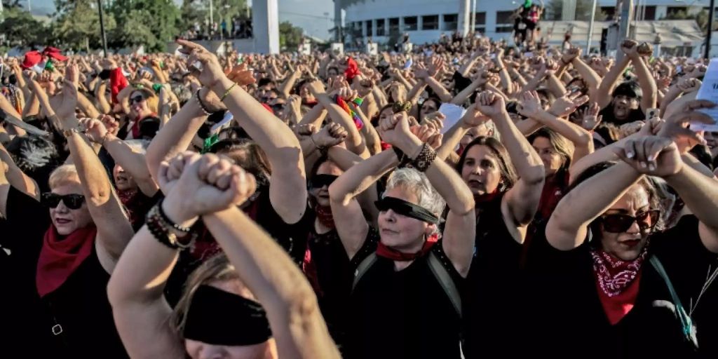 Frauen in Chile protestieren gegen Unterdrückung und sexuelle Gewalt