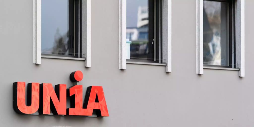 Unia-Protest in Bern gegen längere Ladenöffnungszeiten