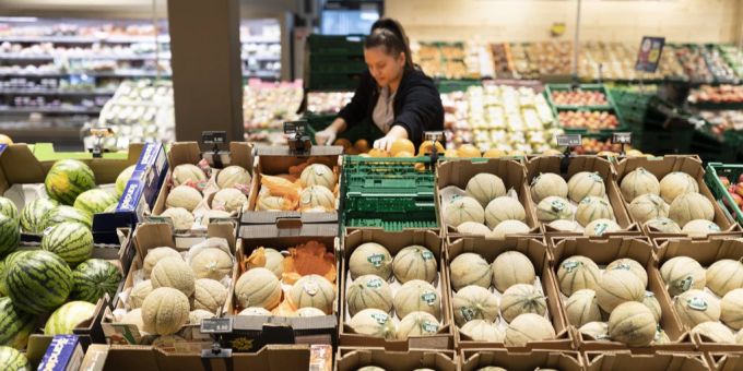 Coop stellt aufgeschnittene Muster-Melonen auf | Nau.ch