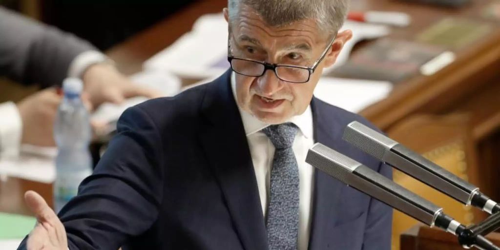 Tschechische Regierung übersteht Misstrauensantrag